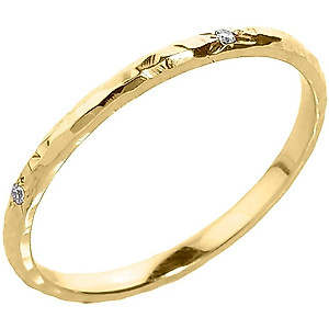 Modern Contemporary Rings 14K Yellow Gold Diamond Accented Hammered Stackable Slender Ring with Starburst Engraved Flush Set Gems (J-K Color, I1-I2 Clarity) - Size 10-1/2