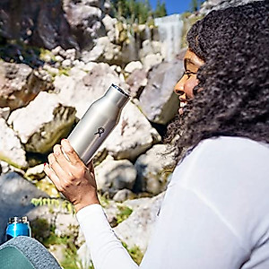 Hydro Flask 21 oz. Lightweight Trail Series Water Bottle- Stainless Steel, Reusbale, Vacuum Insulated with Standard Mouth
