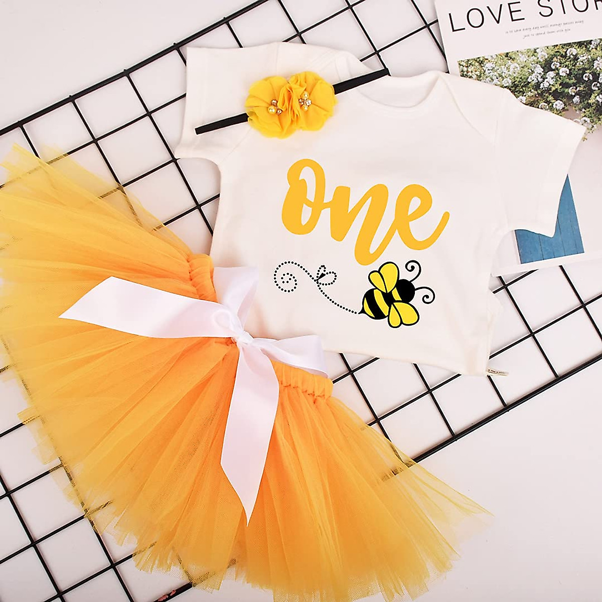 Gouldianfinch Infant Baby Girls 1st Birthday Outfits Bee Printed Romper Tutu Skirt with Bowknot Toddler Princess Dress(Bee, 12-18 Months)
