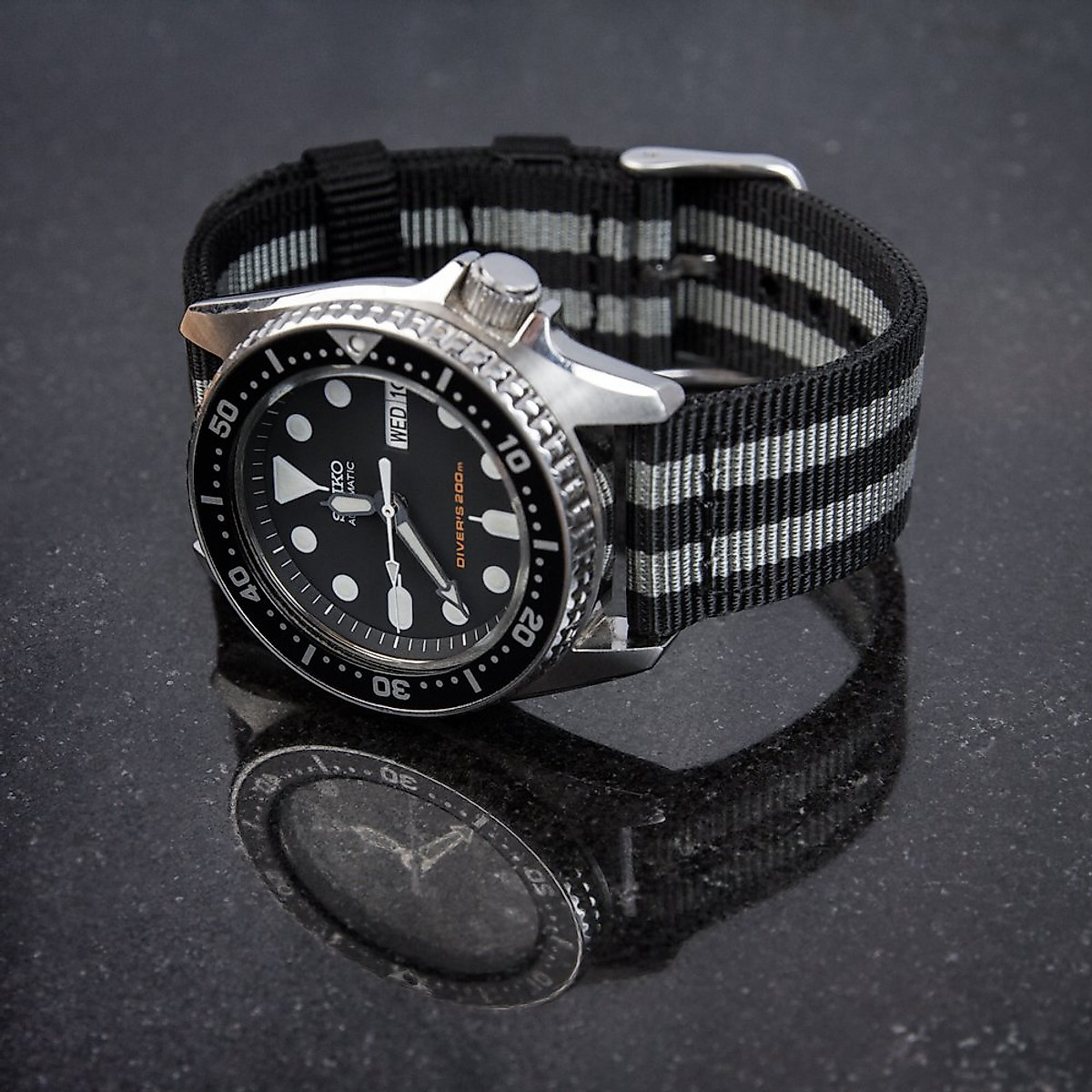 Archer Watch Straps - Premium Nylon Quick Release Watch Bands (Black/Gray, 22mm)