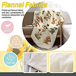 HUGDIY Mushrooms Fleece Throw Blanket 54"x70", Soft Cozy Blanket, Lightweight Fuzzy Fluffy Plush Blanket for Bed Sofa Travel