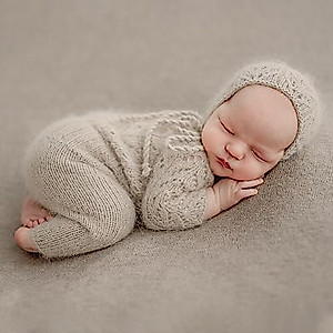 2 Rolls Mohair Skeins Crocheting Yarns Knitting Yarn 42g Skeins Soft Fluffy Mohair Yarn Knitted Skeins for Clothes Sweater Scarf Doll Crafting Woven Skeins Warm Shawls Home DIY (Orange)