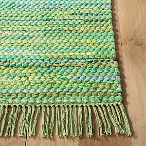 SAFAVIEH Montauk Collection Accent Rug - 4' x 6', Green, Handmade Flat Weave Cotton, Ideal for High Traffic Areas in Entryway, Living Room, Bedroom (MTK251Y)