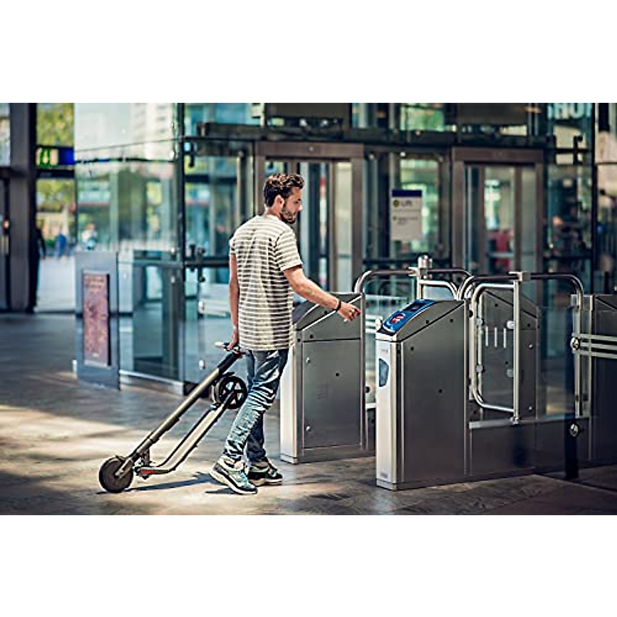 Segway Ninebot ES2 Electric Kick Scooter, Lightweight and Foldable, Upgraded Motor Power, Dark Grey Large