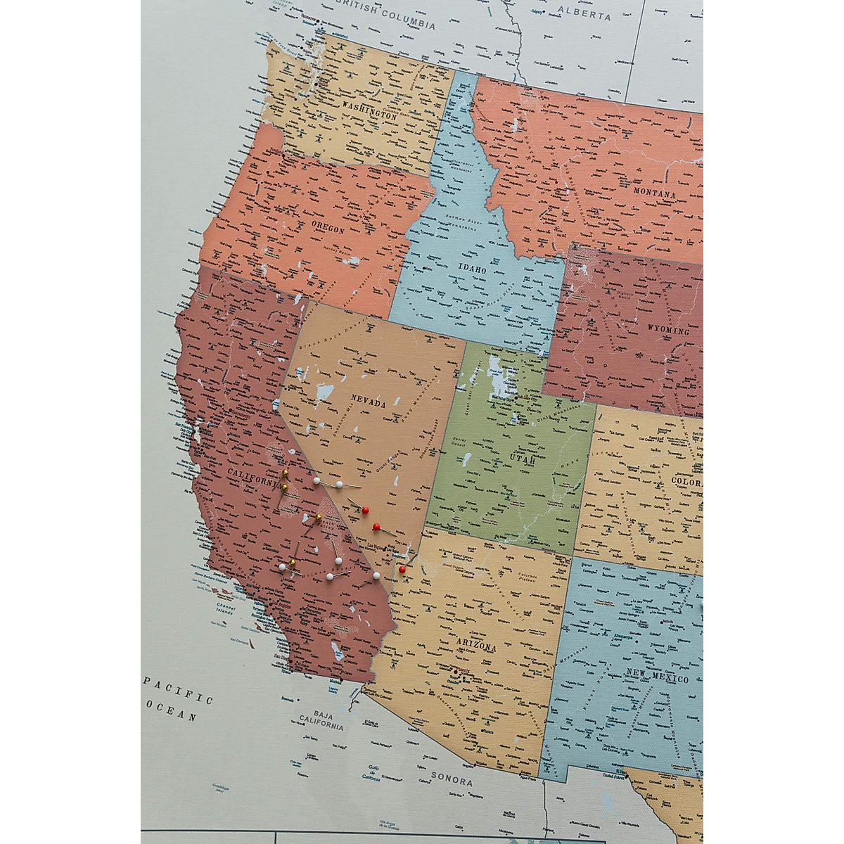 Push Pin USA Map - Detailed Map of United States with Pins - Canvas Pinboard Map - Mark Traveled Places in America - Personalizable (Large (47,2x31,5 in / 120x80 cm), Colorful)