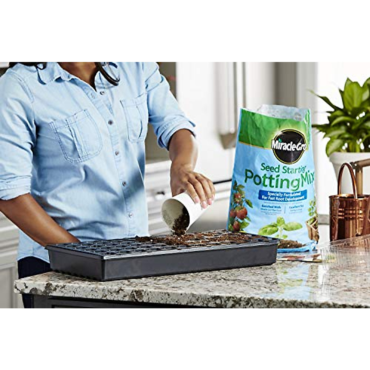 Miracle-Gro Seed Starting Potting Mix, 2-pack 8 qt., For Use in Containers