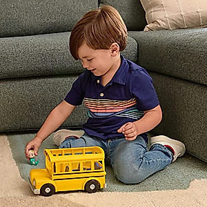 CoComelon Official Musical Yellow School Bus, Plays Clips from ‘Wheels on The Bus,’ Featuring Removable JJ Figure – Character Toys for Babies, Toddlers, and Kids