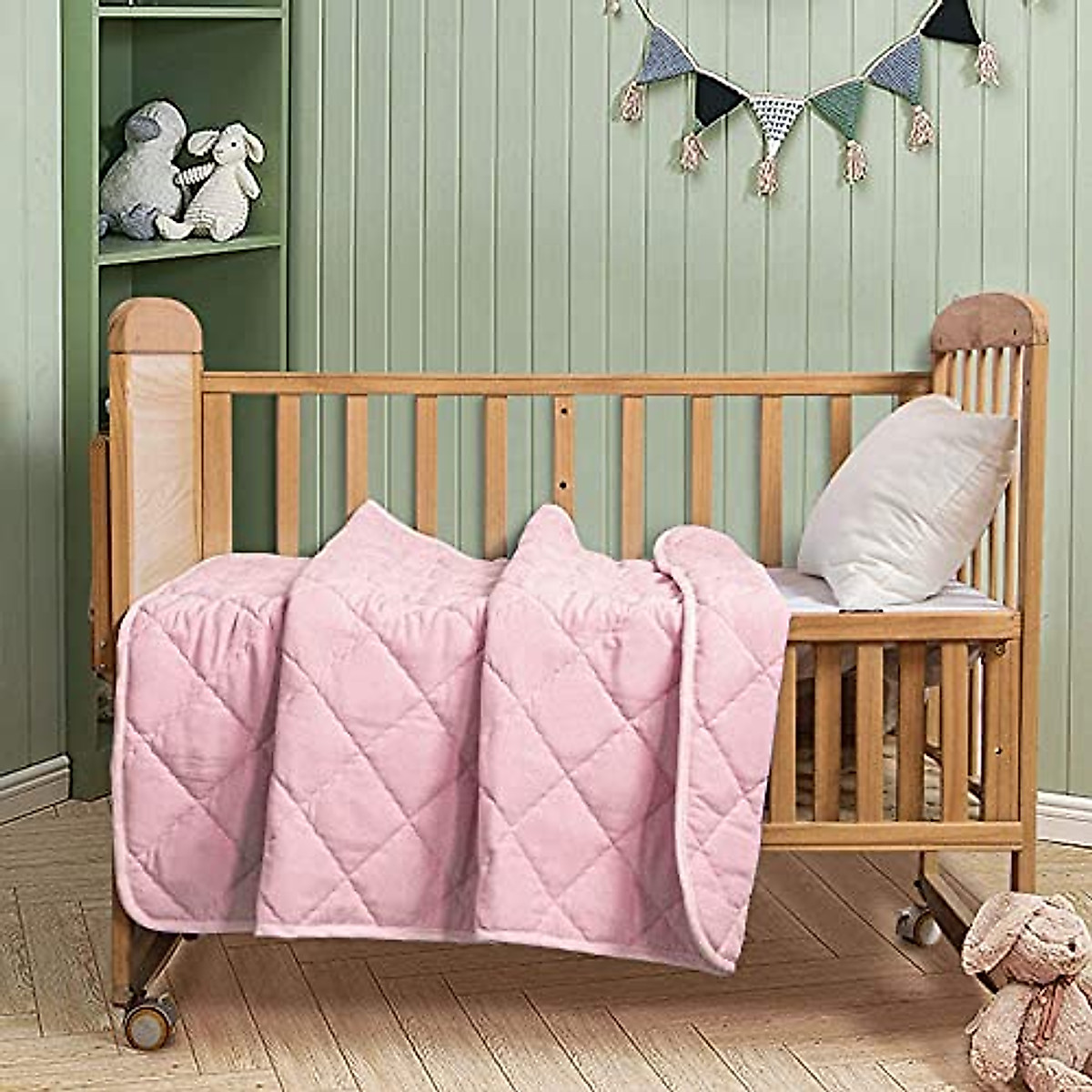 FLXXIE Machine Washable Microfiber Down Alternative Toddler Comforter, Super Soft and Lightweight Kids Crib Quilted Blanket for Stroller, Travel, 39x47 Inches, Pink