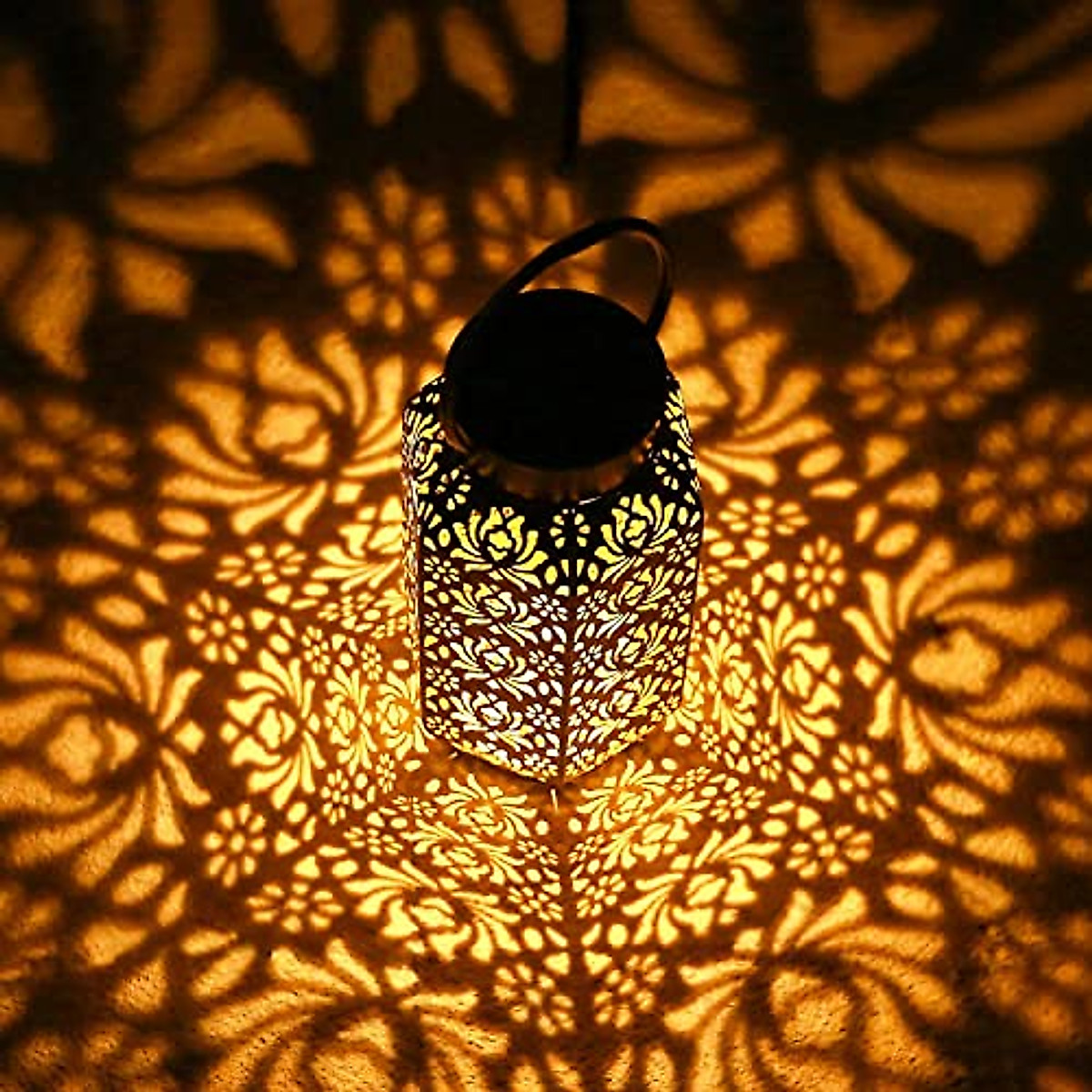 Solar Lanterns Outdoor Garden Decor - 2 Pack LED Garden Lantern Hanging Solar Powered with Handle Waterproof Decorative Retro Metal Solar Lights for Table Patio Yard Pathway Walkway Christmas - Large