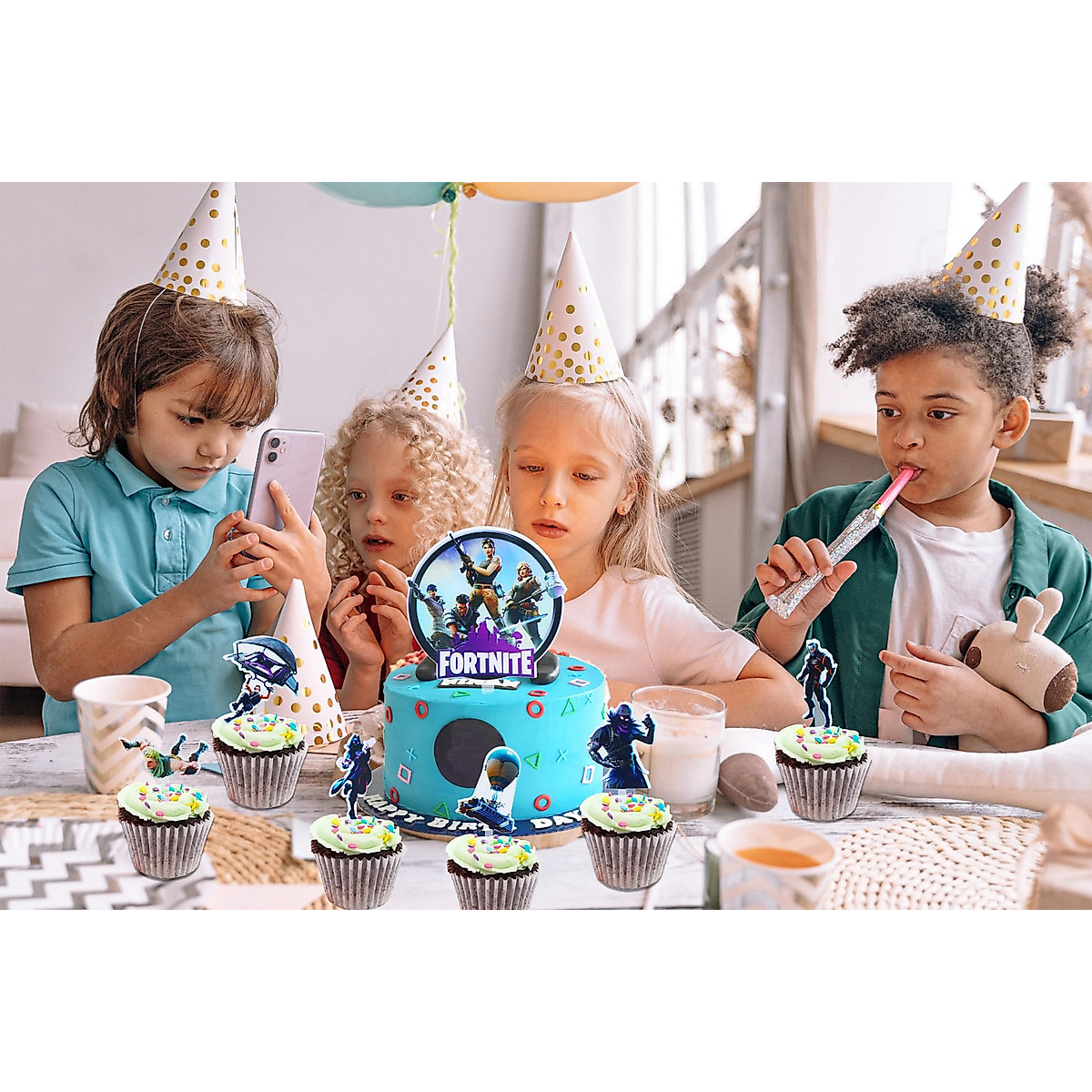 7 pcs Exquisite Acrylic Video Game Birthday Cake Toppers for Boys Girls Gamers' Birthday, Designed for Game Lovers, Game Party Decorations Supplies