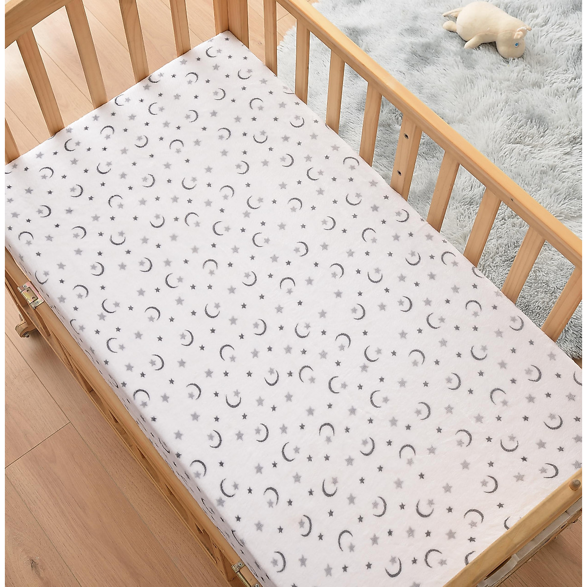 Cozy Fleece Microplush Super Soft Fitted Crib Sheets (Set of 2), Grey/White with Moon & Stars (93CK2FNLFLCP01028x52)