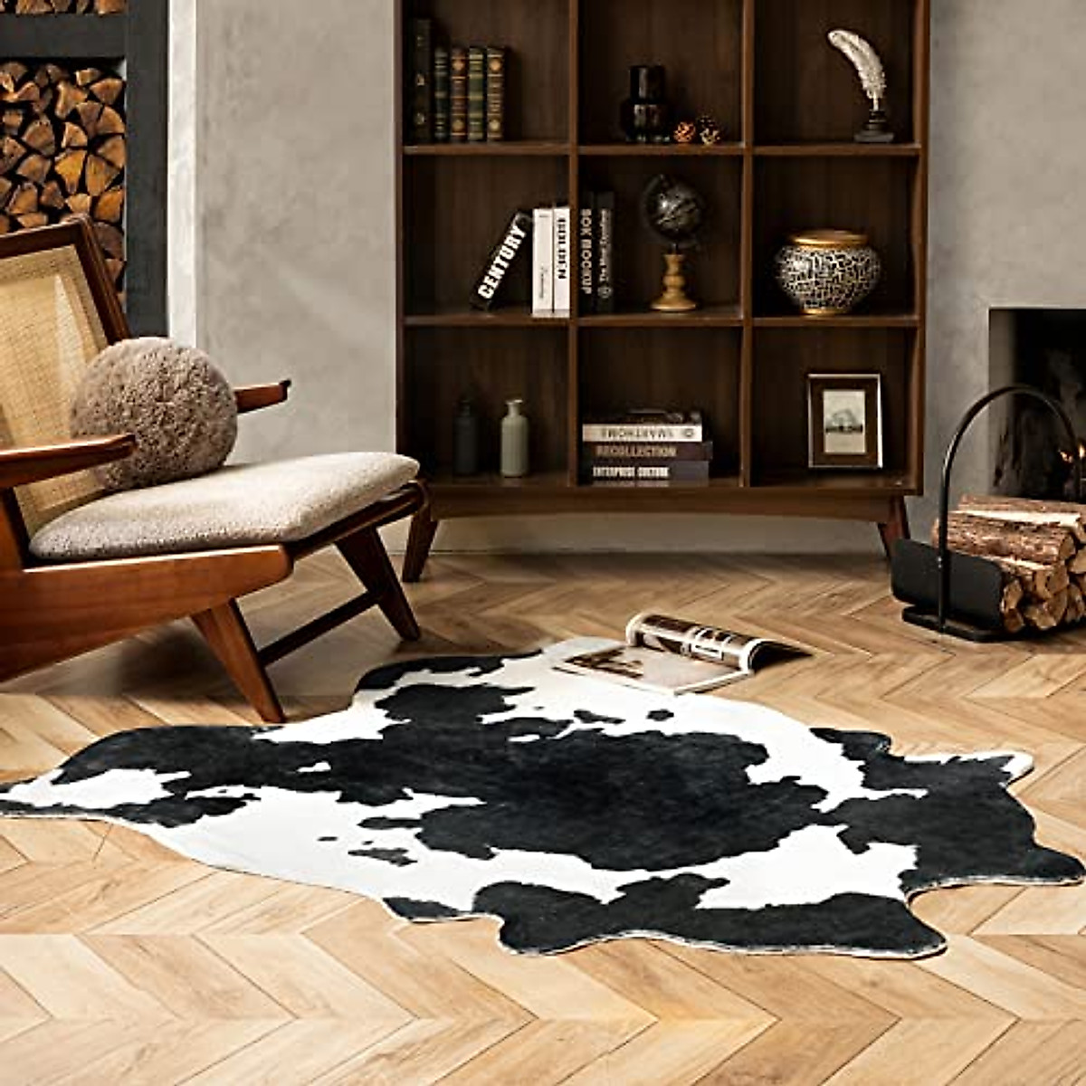 Ashler Cowhide Rug Cow Print Area Rug, Off White Cute Faux Cow Animal Mat, Non-Slip Backing, Machine Washable Rugs for Room Decor, Living Room and Bedroom, 4.6 x 5.2Ft