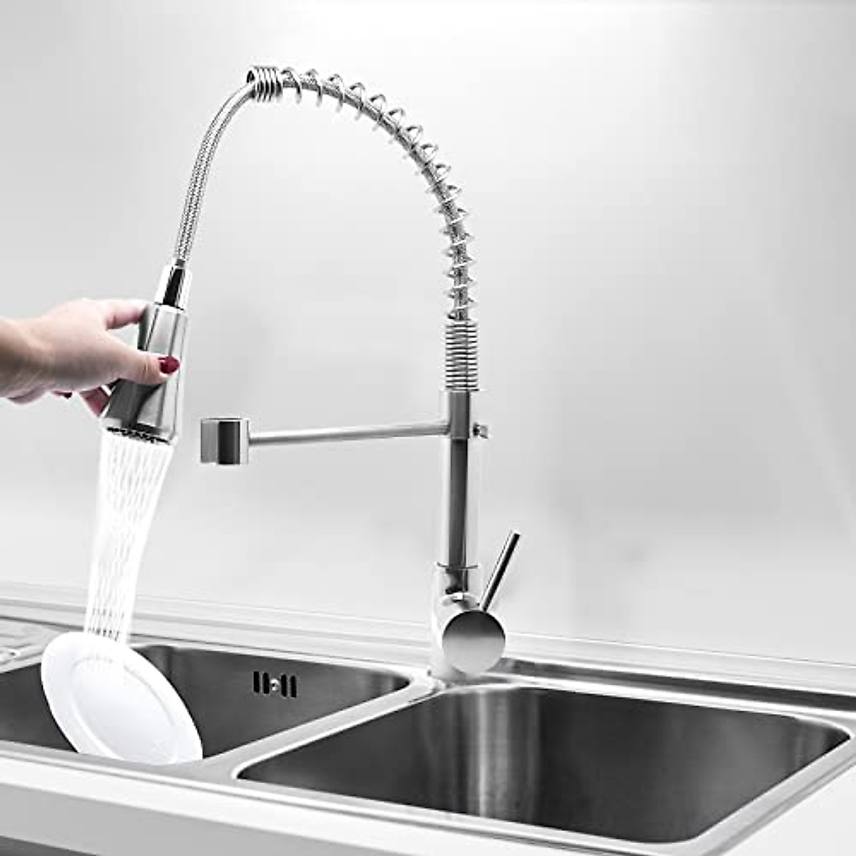 Silver Kitchen Faucet Commercial Solid Brass Brushed Nickel Kitchen Tap - 3 Spray Modes Kitchen Sink Faucets, Single Handle 360º Swivel Single Hole Kitchen Faucet