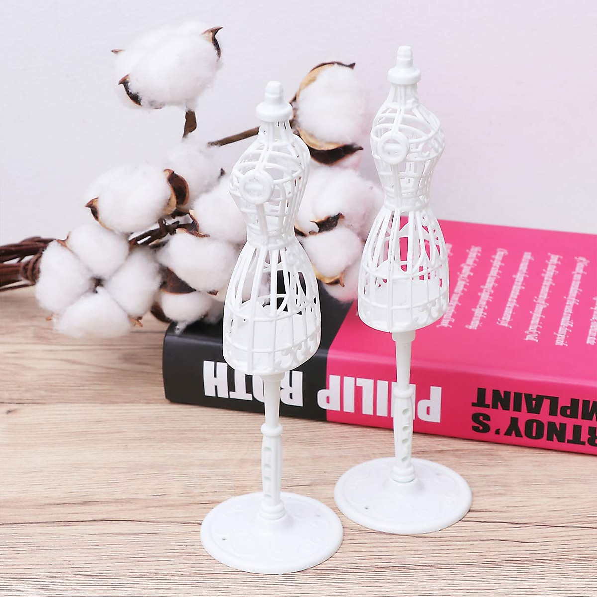 20pcs Doll Dress Form Mini Mannequin Dress Form Mannequin Model Stand Accessories for Doll Dresses