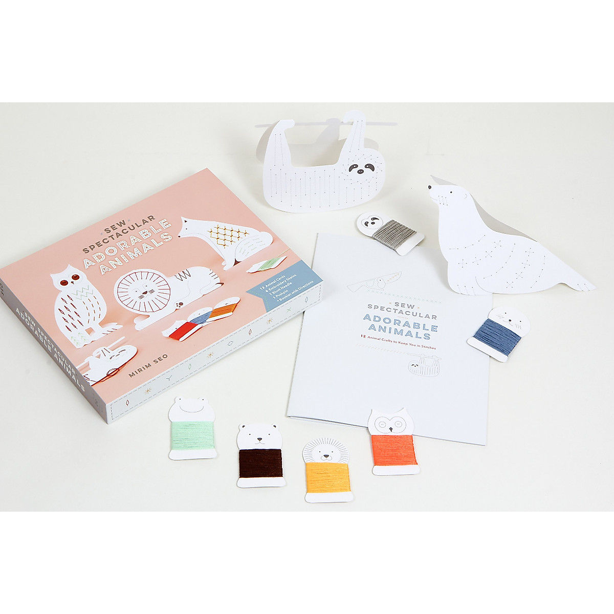 Chronicle Books Sew Spectacular: Adorable Animals (Sewing & Paper Craft Activity Book, Creative Art Gift for Tweens)