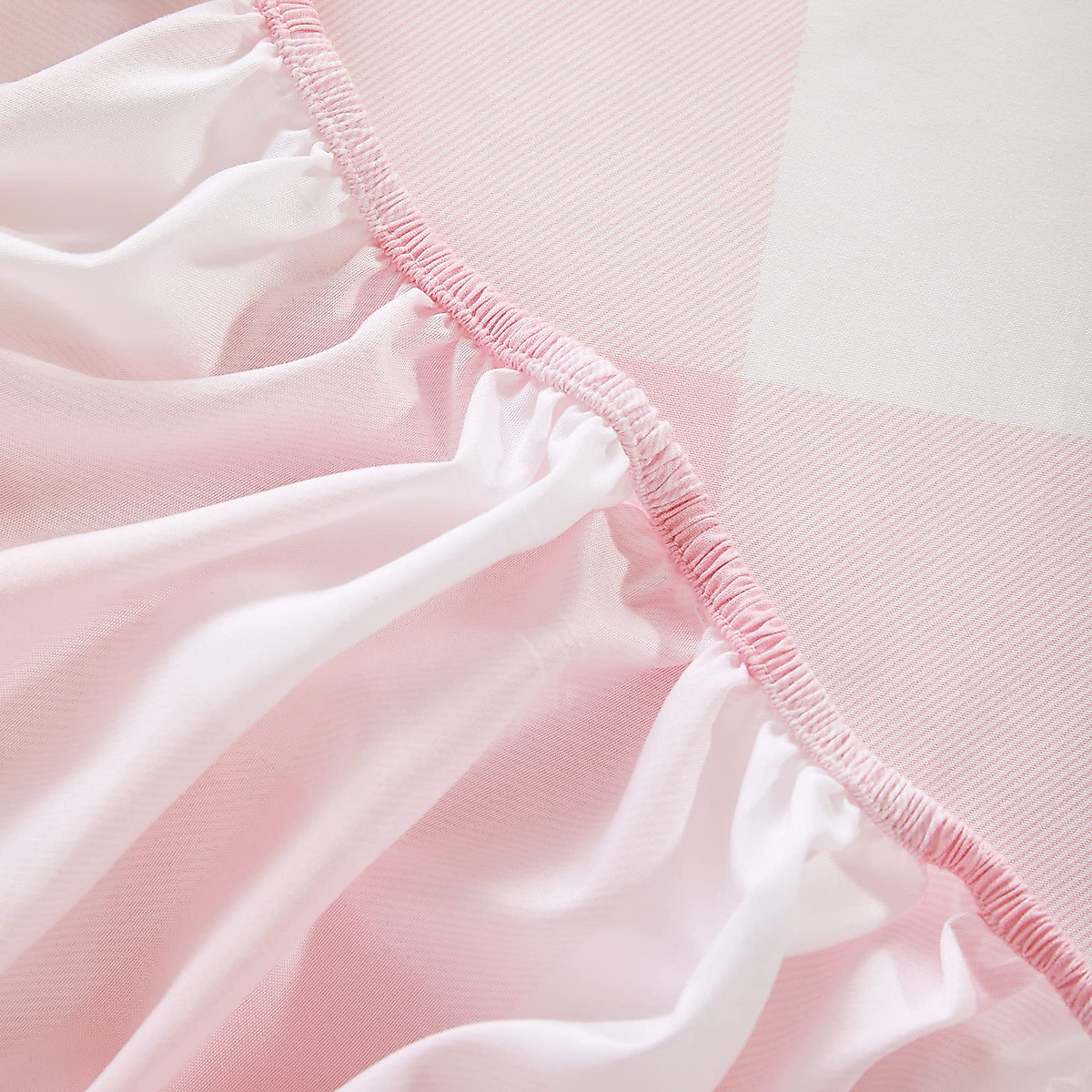 Wake In Cloud - Gingham Bed Sheets, 4-Piece Sheet Set, Cute Plaid Buffalo Check Checker Geometric Aesthetic Bedding, Deep Pocket, Pink, Twin Size