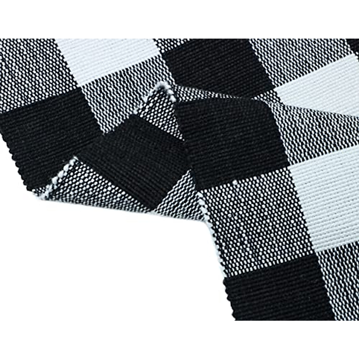SISOSU Woven Buffalo Plaid Area Rug - Carpets for Living Room, Bedroom, Dining Room, Home Décor - Luxurious Handcrafted Traditional Rug - PET-Yarn - Modern Rugs- 2’ x 3’- Black & White