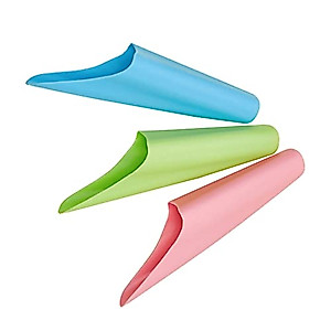 Amosfun 3pcs Gardening Shovel Cup Plastic Bucket Shovel Bonsai Soil Scoops for Home Succulent Planting Measuring Spoon Tool (Blue Pink Green)