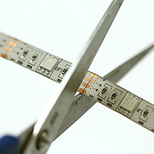 GOIEHIR LED Strip Lights Battery Powered, 24 Keys Remote Control Light Strip for Parties, DIY Indoor Decoration, 6.56ft/2m