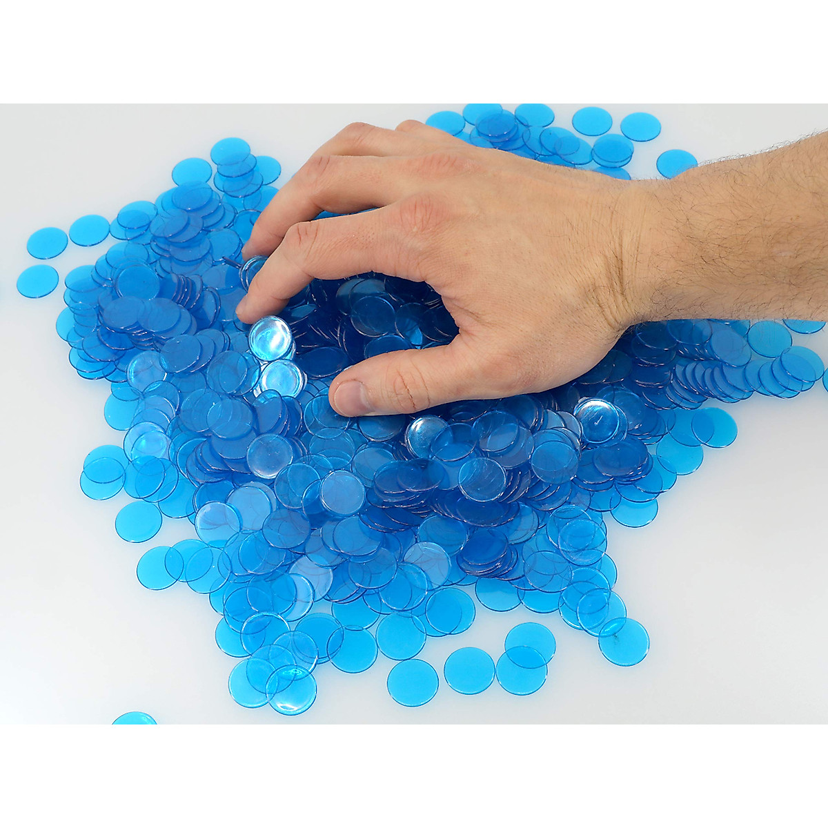 Regal Bingo Plastic Bingo Chips 500 Pcs - Clear Transparent Counters Game Chips Set for Board Game - Fun Bingo Night - 3/4 Inch Green Color