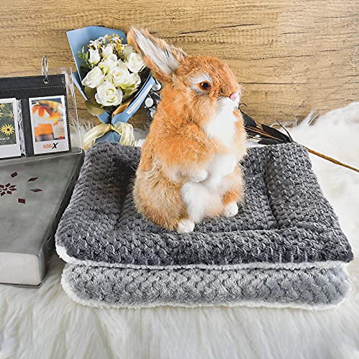 catadog Small Animal Bed Mat, Soft & Warm, Suitable for Guinea Pig, Hamster, Rabbit, Rat and Bearded Dragon (X-Large(13.3''x9.4''), Star Grey)