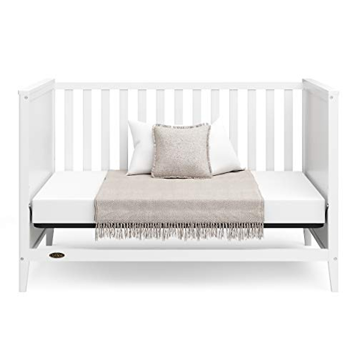 Graco Melbourne 3-in-1 Convertible Crib (White) – Converts from Baby Crib to Toddler Bed and Daybed, Fits Standard Full-Size Crib Mattress, Adjustable Mattress Support Base