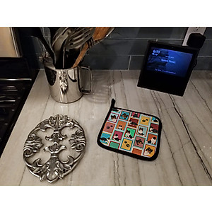 Caroline's Treasures MLM1172PTHD Lots of Tricolor Sheltie Pair of Pot Holders Kitchen Heat Resistant Pot Holders Sets Oven Hot Pads for Cooking Baking BBQ, 7 1/2 x 7 1/2