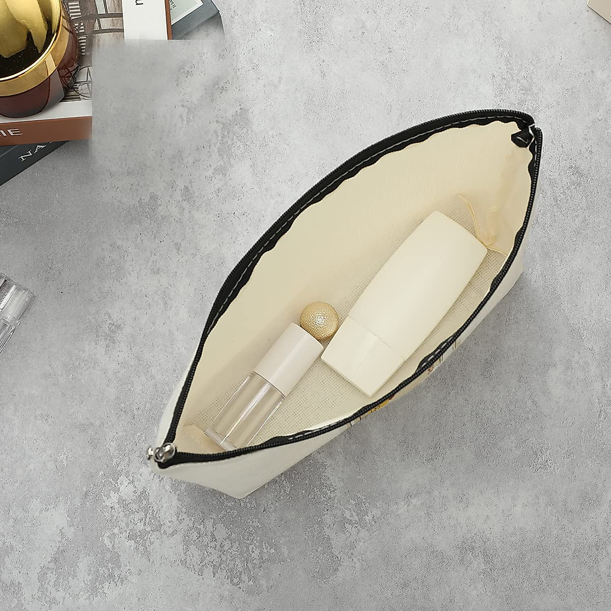 Decohim Cute House Makeup Bag Cosmetic Bag for Women Men House Decor Stuff Inspired Singer Fan Gift Album Gift for Music Lovers Fans Teenage Sister Daughter Best Friends Birthday Graduation Friendship