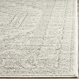 SAFAVIEH Adirondack Collection Area Rug - 9' x 12', Ivory & Silver, Oriental Medallion Design, Non-Shedding & Easy Care, Ideal for High Traffic Areas in Living Room, Bedroom (ADR108B)