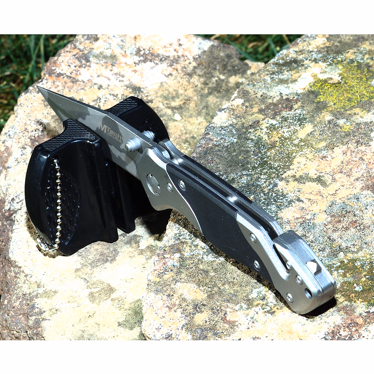 Knife Sharpener - Tungsten Carbide and Ceramic (Black)