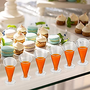 Nuogo 50 Pack Clear Dessert Cups Spoons Mini Dessert Cups Spoons 4oz Plastic Martini Glasses Disposable Dessert Cups Appetizer Cups for Home Gatherings, Events, Parties, Weddings, Serving, Tasting