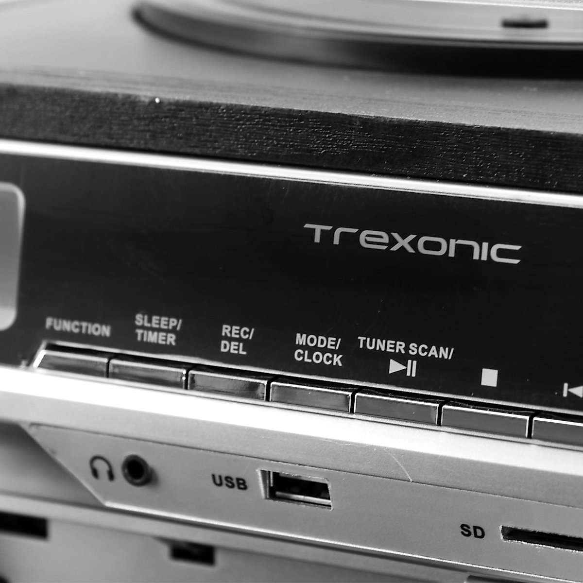 Trexonic 3-Speed Turntable with CD Player, Double Cassette Player, Bluetooth, FM Radio & USB/SD Recording