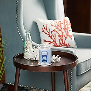 Yankee Candle Life’s A Breeze Scented, Classic 22oz Large Jar Single Wick Candle, Over 110 Hours of Burn Time