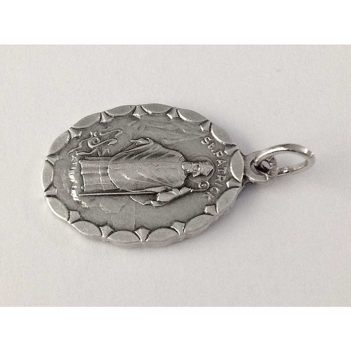 SAINT PATRICK MEDAL - OVAL SHAPE - PATRON SAINT of IRELAND -100% MADE in ITALY