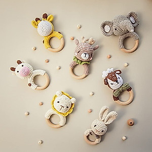 Youuys Wooden Baby Rattle Toys, Easter Rattle for Baby Crochet Elephant Rattle Toy Natural Wood, Shaker Rattle for Hand Grips, Boy Girl First Rattle Gift, Newborn Gifts (Elephant)