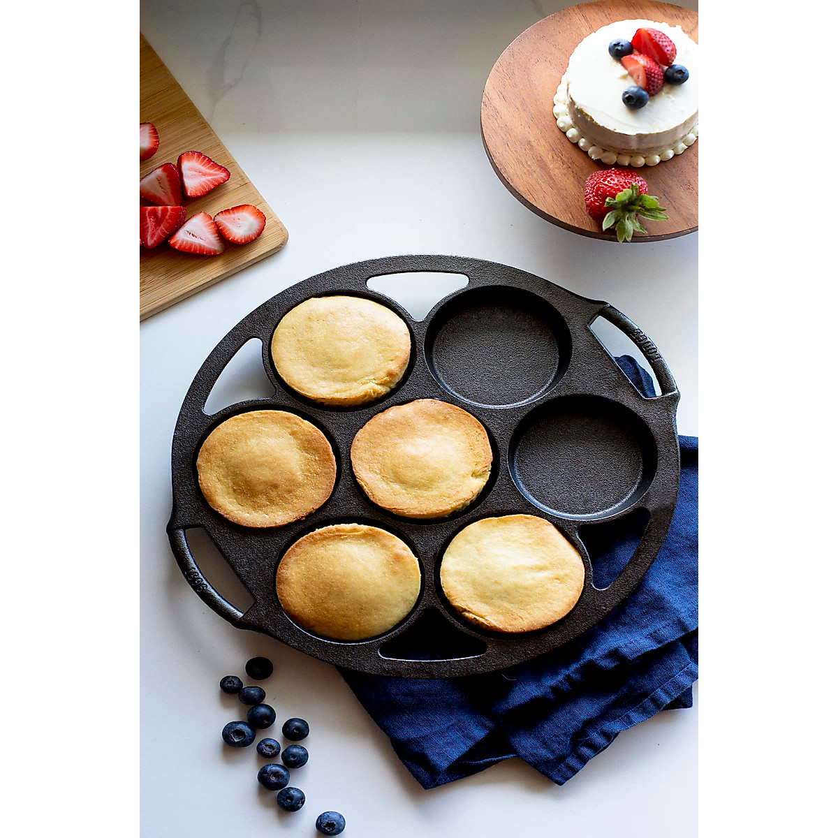Lodge Seasoned Cast Iron Mini Cake Pan, 7 Impressions