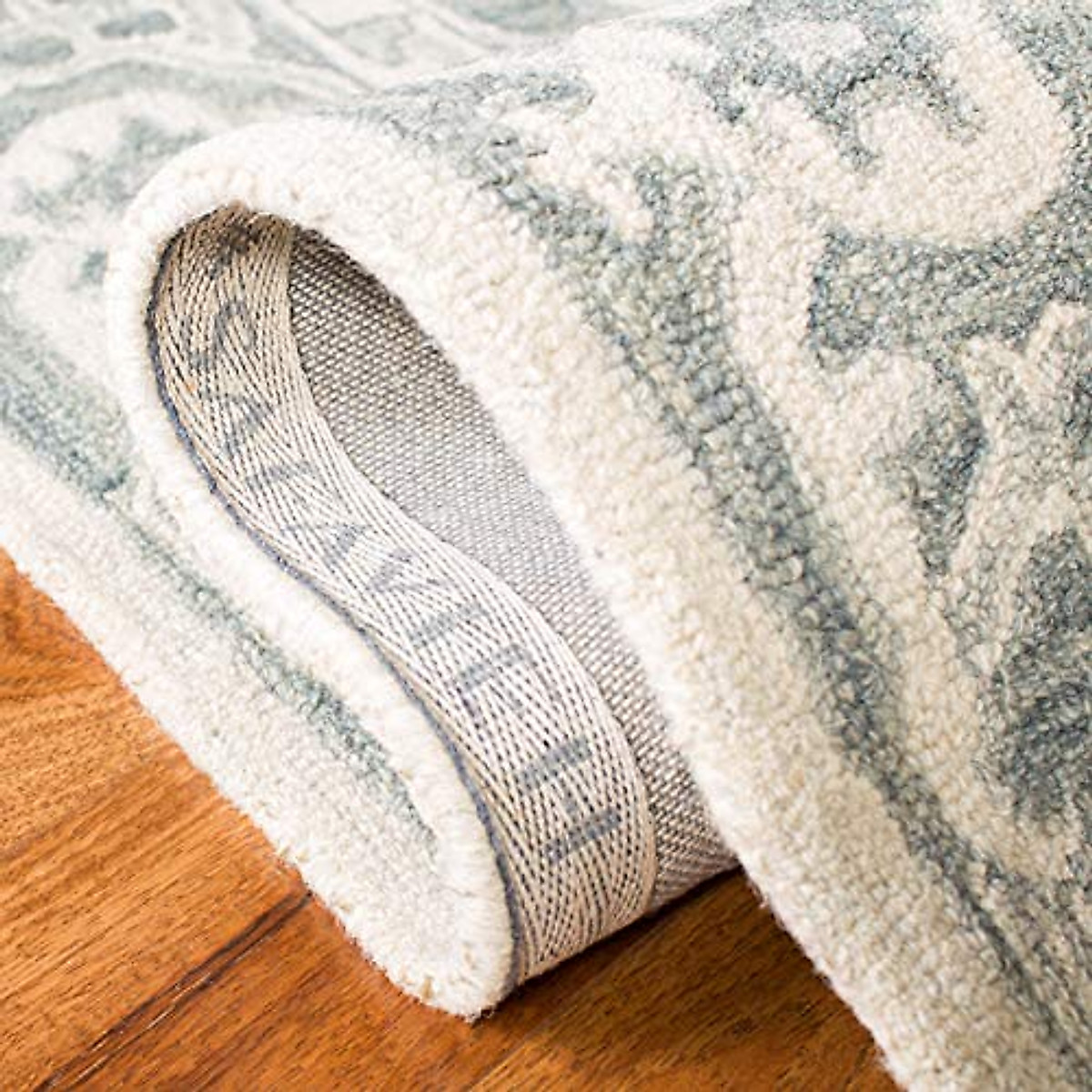 SAFAVIEH Aspen Collection 7' Square Grey / Light Grey APN122A Handmade Boho Braided Tassel Wool Area Rug