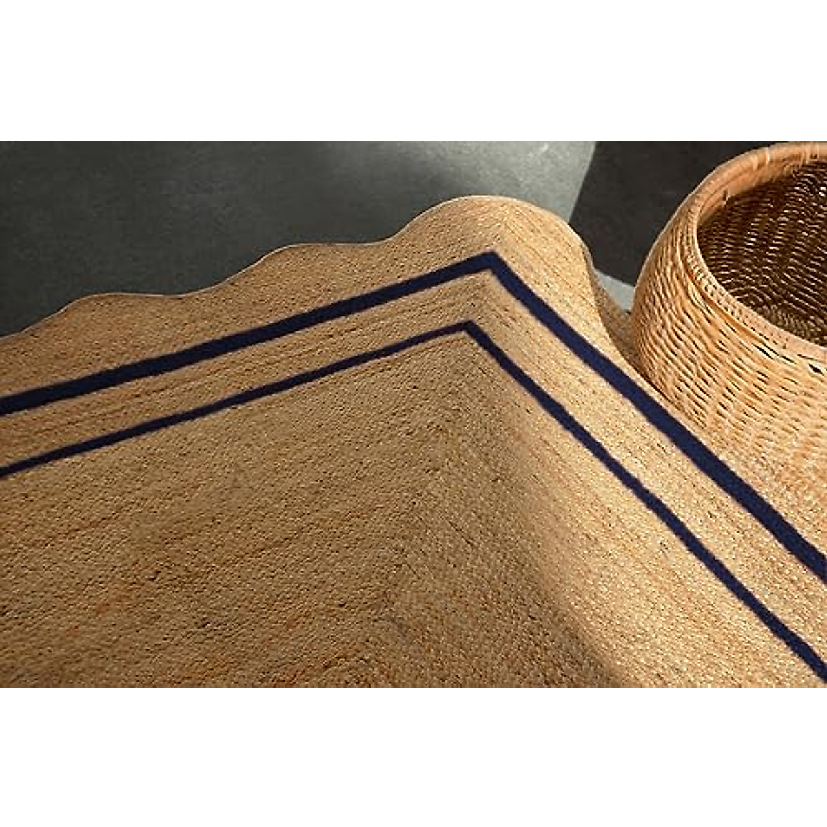 Handwoven Scalloped Jute Rug for Living Area 2x3 & 3x5- Braided Jute Runner Rug 2.6 x 6 ft for Kitchen & Entryway- Natural Farmhouse Scallop Jute Rug 5x7, Reversible Indoor & Outdoor Jute Rug 8x10