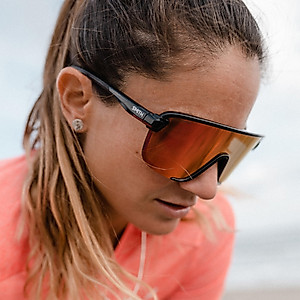 SMITH Bobcat Sunglasses – Shield Lens Performance Sports Sunglasses for Skiing, Biking, MTB, Mountaineering & More – For Men & Women – Black + Red ChromaPop Mirror Lens