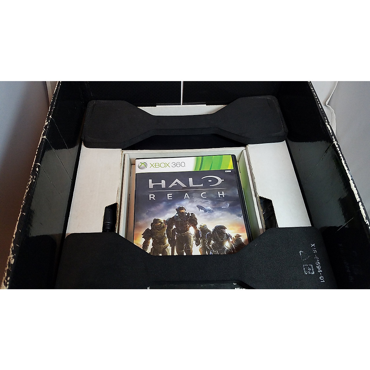 Xbox 360 250GB Halo Reach Console Bundle