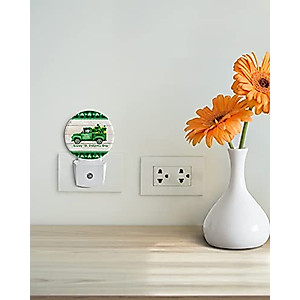 Night Light Plug into Wall, LED Nightlights St. Patrick's Day Green Truck Lucky Shamrocks Wood Grain Small Nightlight Auto Dusk-to-Dawn Sensor Lamp LED Night Lights for Kid's Bedroom, Bathroom