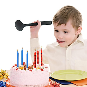 12pcs Spider Candles, Spider Web Birthday Candles for Man Cake Topper Candle Spider Party Decorations for Spider Themed Birthday Party Halloween Party Decor (Red, Blue)