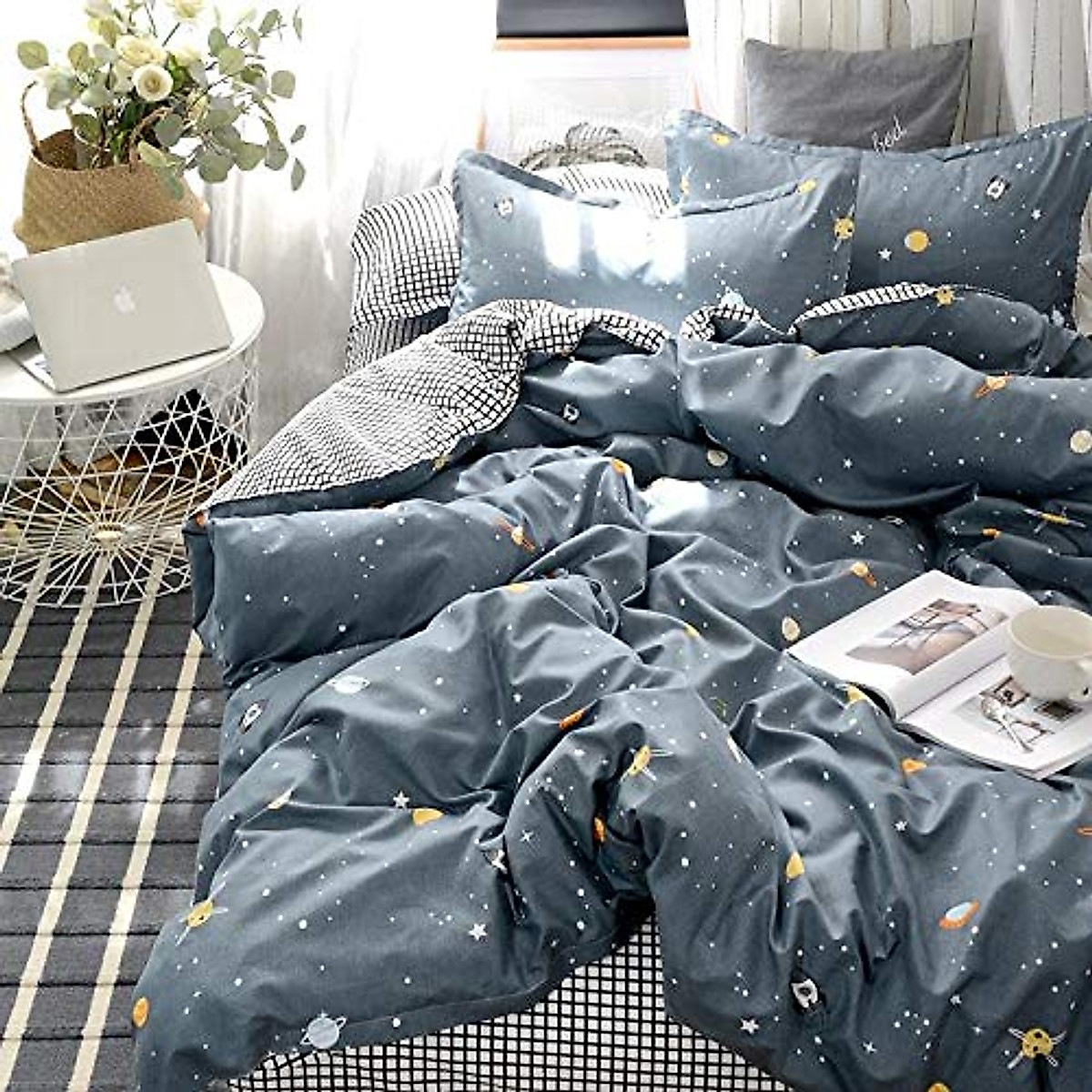 Feelyou Universe Galaxy Bedding Blue Stars Duvet Cover Set for Kids Teens Decorative Outer Space and White Black Plaid Reversible Design Comforter Cover Soft Microfiber Bedding Sets Full Size,Zipper