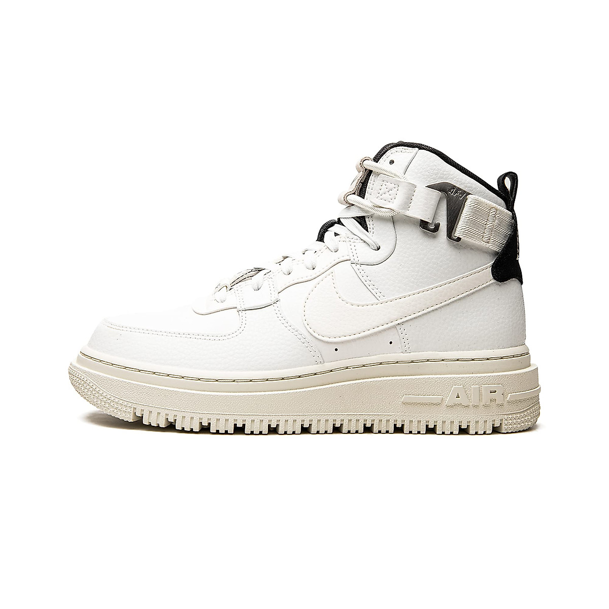Nike Women's Air Force 1 High Utility 2.0 shoe, Summit White/Sail-black-summit, 6