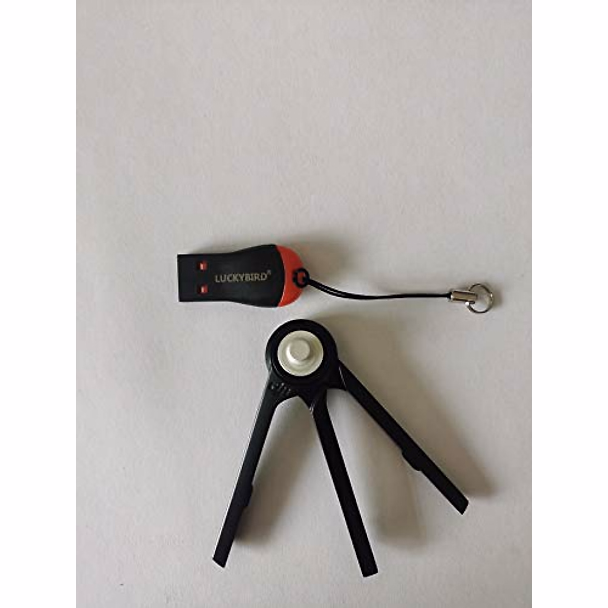 DJI Pocket 2 Micro Tripod with Luckybird USB Reader