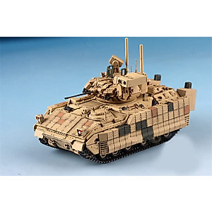 US M2A3 BUSKIII Bradley Infantry Fighting Vehicle Sand Livery 1/72 ABS Tank Pre-Built Model