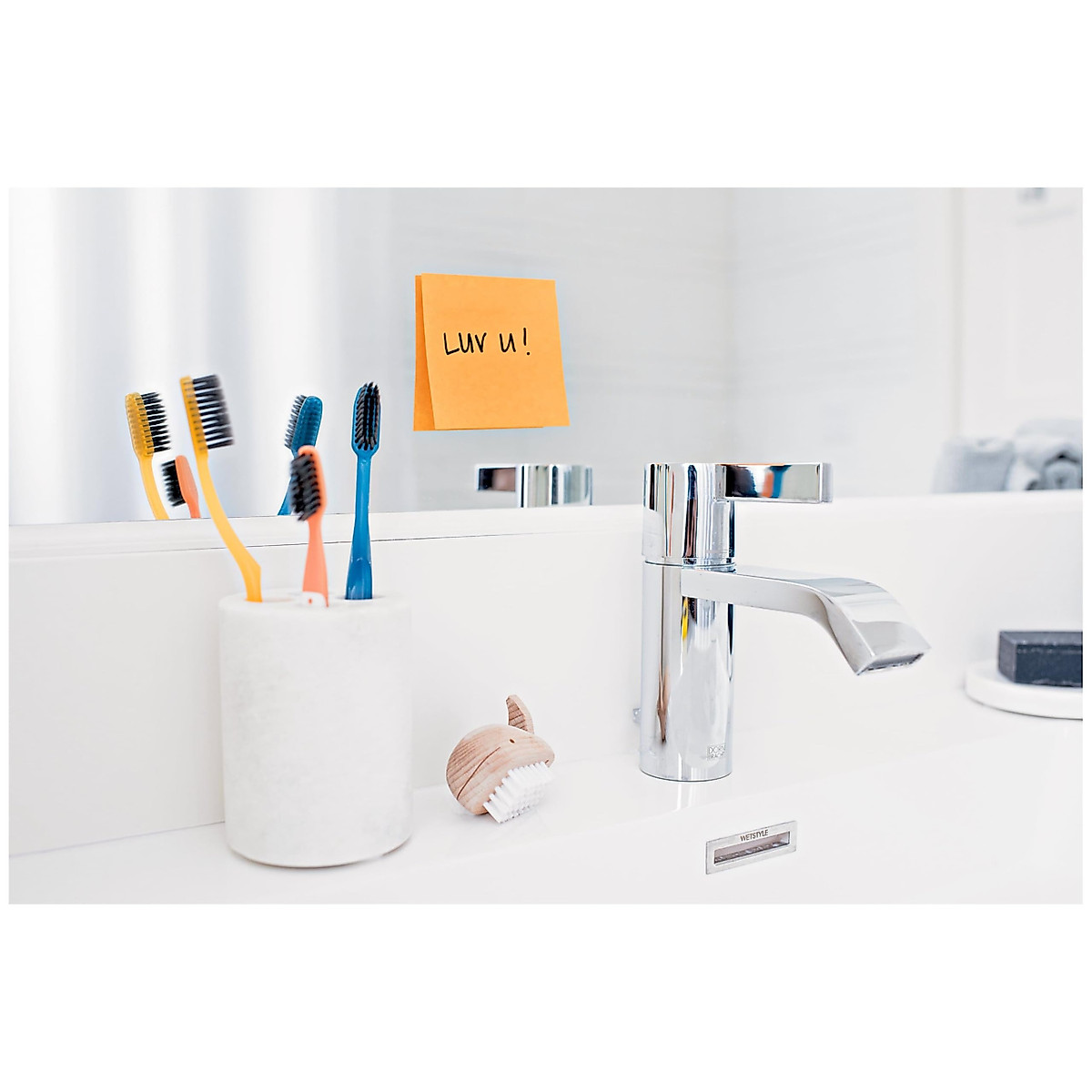 Post-it Super Sticky Notes, 3x3 in, 24 Pads, 2x the Sticking Power, Energy Boost, Bright Colors (Orange, Pink, Blue, Green),Recyclable (654-6SSAU)