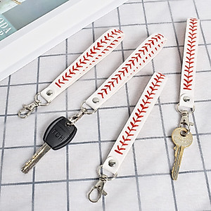 Towashine Baseball Seamed Leather Key Chain for Car Bag Purse Accessories Gifts（White）
