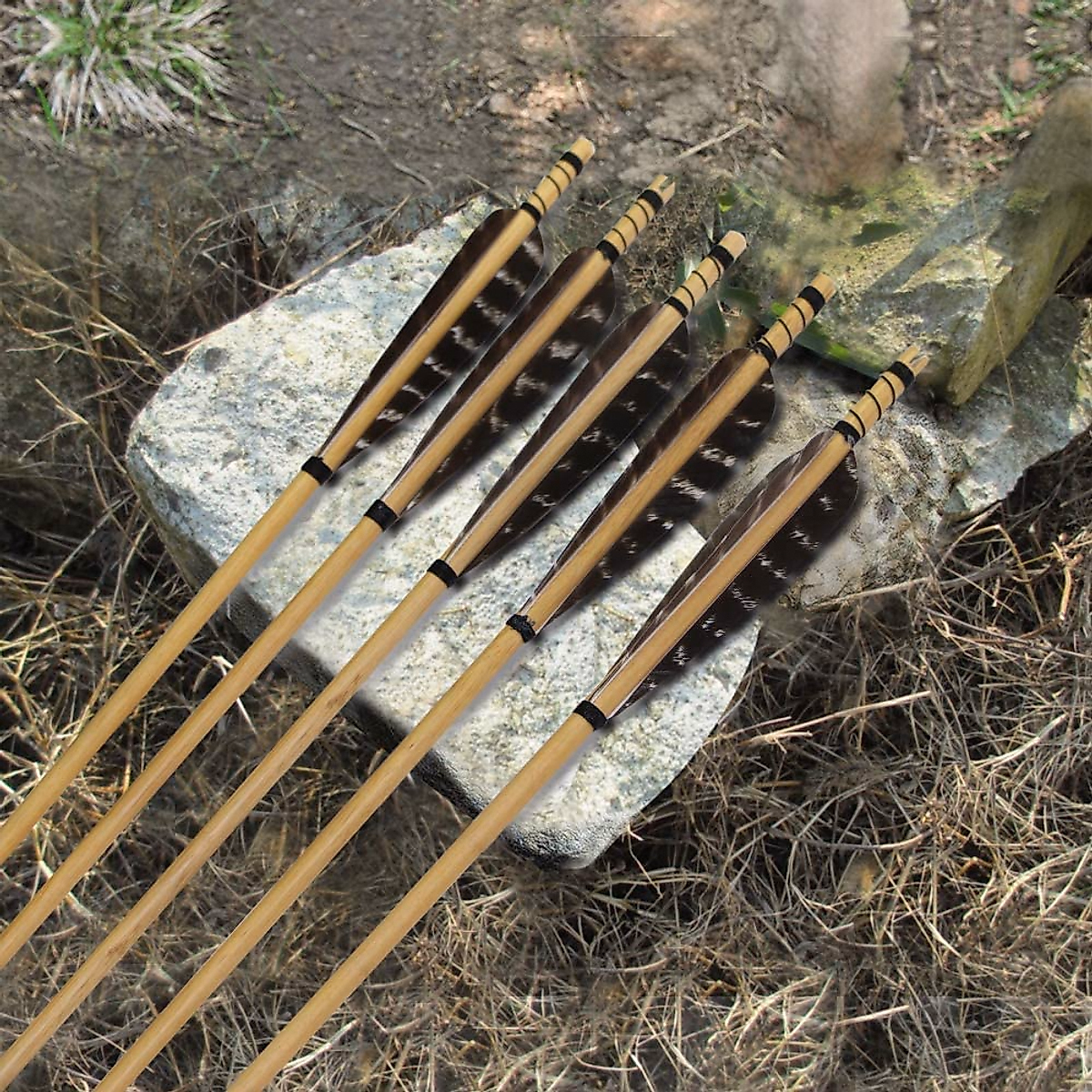 Huntingdoor 12 Pcs Turkey Feather Fletching Wooden Arrows Archery Target Arrows with Field Points for Recurve Bow or Longbow Targeting Practice Shooting (NATURE)