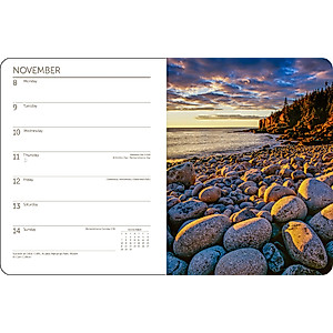 Americas National Parks Weekly Engagement Calendar 2021 Planner Personal Journal Organizer Scheduler 6.5" x 8.5" Spiral